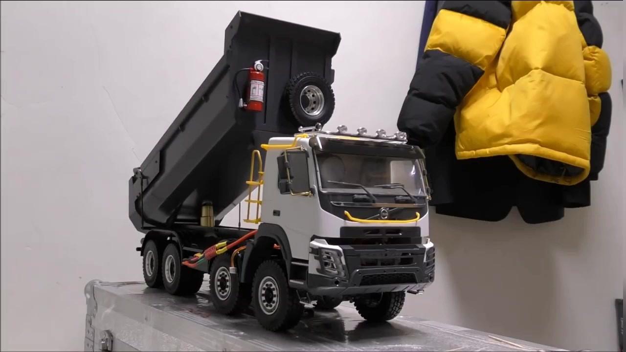 土豪小伙购买的RC卡车模型到货了,这车能顶我半年的工资