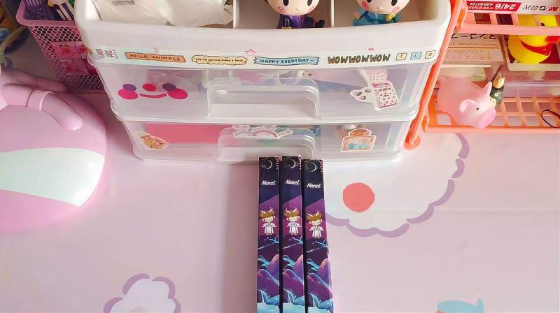 小薯片开箱盲盒笔,拆出来的笔还能写作业,一点也不浪费