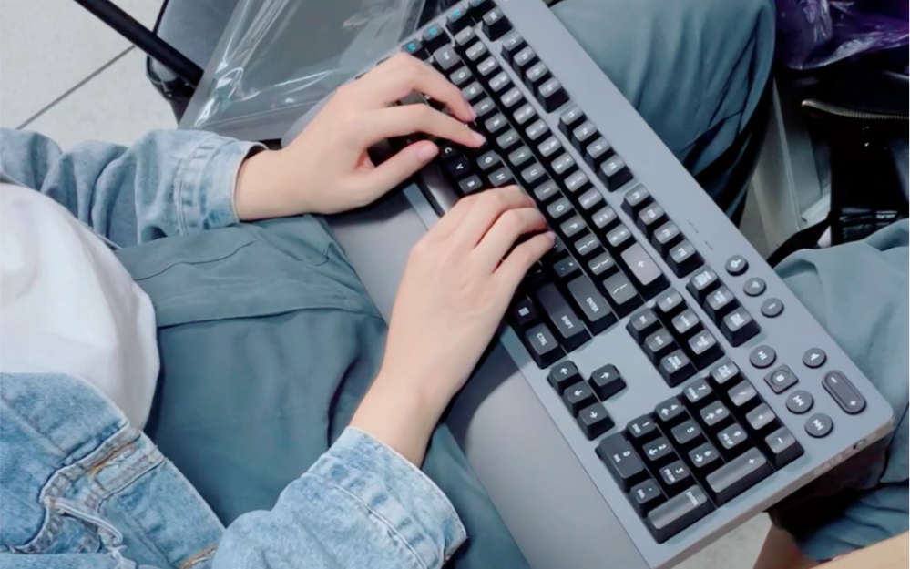 罗技g613 鼠标入门级g304开箱