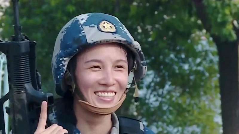 前滚翻动作训练,难坏沈梦辰杨幂,黄子韬蒋劲夫动作帅气!