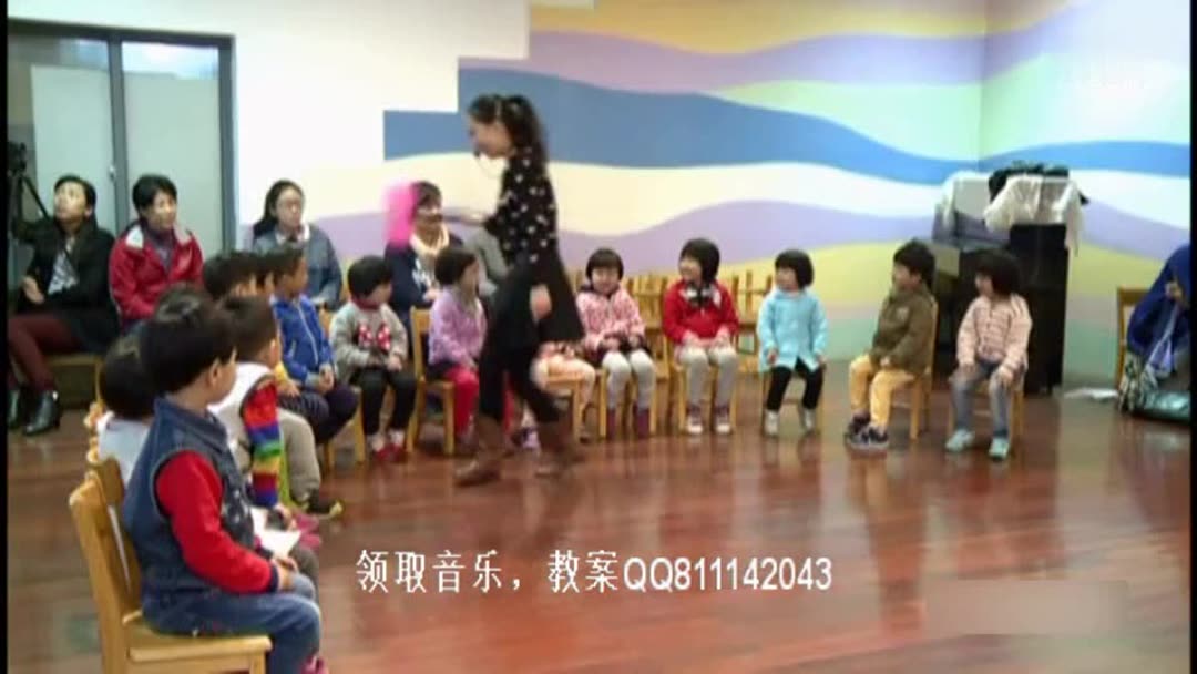 最新幼儿园律动音乐公开课小班韵律《捶捶乐》