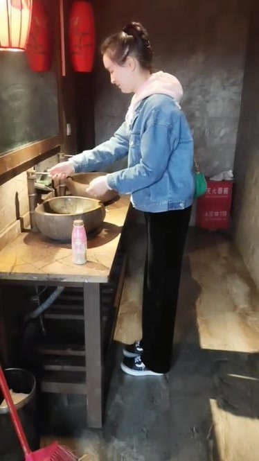 设计师出来讨论一下。