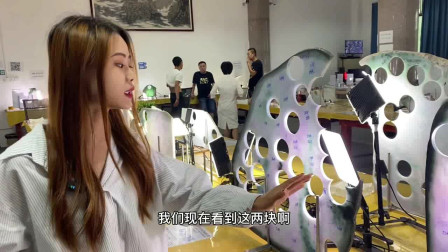 翡翠原石:价值过千万的手镯工厂,帮粉丝挑订婚礼物,23000买冰飘花...