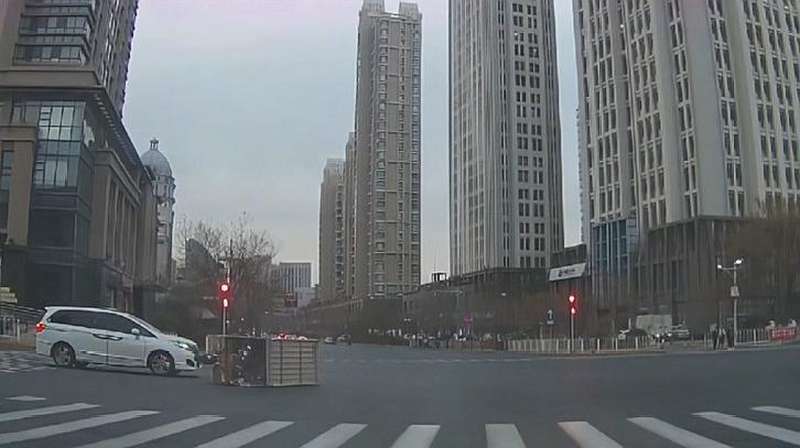 事故合集:三轮车到底是出行工具,还是送行工具?