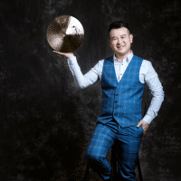 肖一鸣爵士鼓俱乐部 