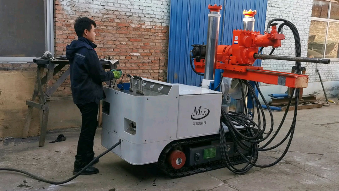 煤矿巷道探水钻机
