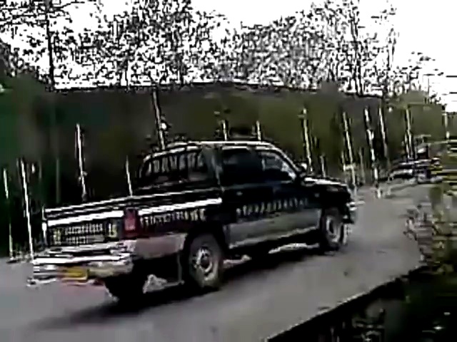 学车-汽车网址之家-学车视频-皮卡C1驾照科目二倒桩考试方法