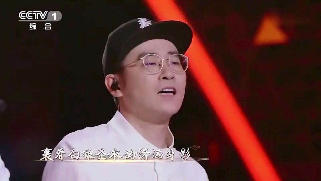 经典咏流传:歌曲结束,黑撒乐队大碗喝酒尽显豪气,撒贝宁蹭酒