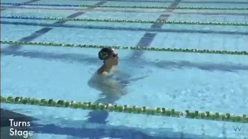 游泳前滚翻练习#游泳健身 #学游泳 #滚翻 #前滚翻转身 #游泳技巧