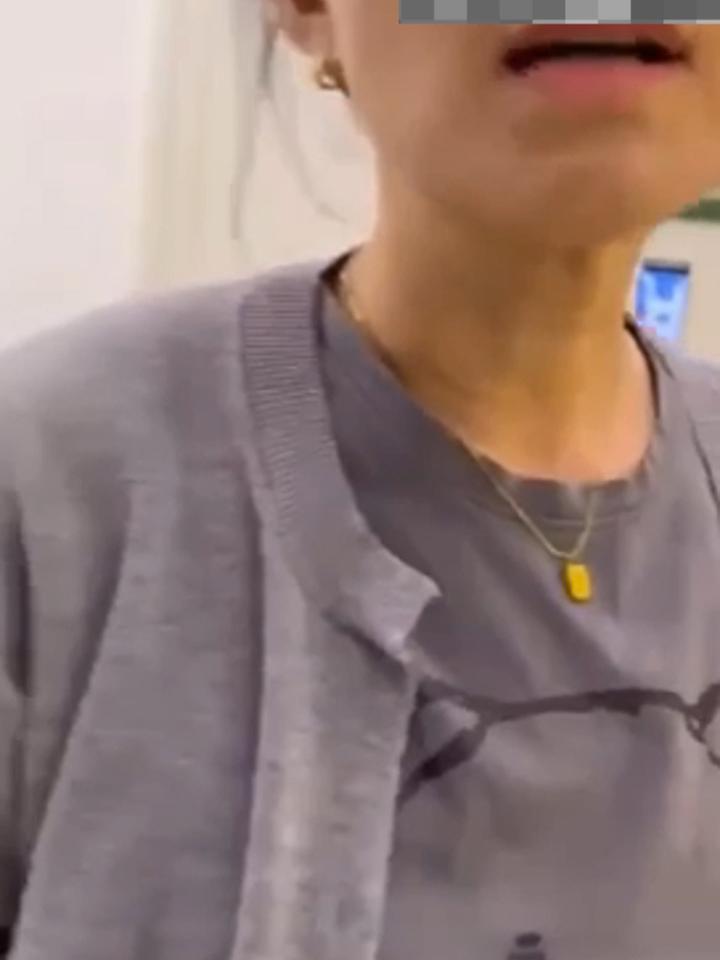 ...引发了公众关注。不符合录用条件究竟如何定义?该公司单方面解除...