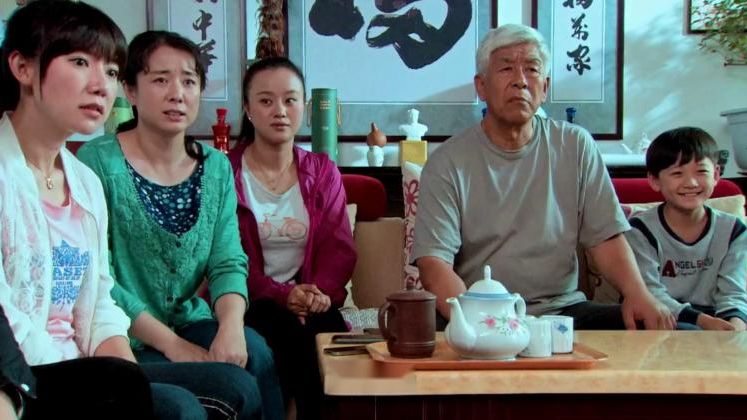 幸福满院:邵刚念演讲稿,不料稿子被儿子改,闹笑话了