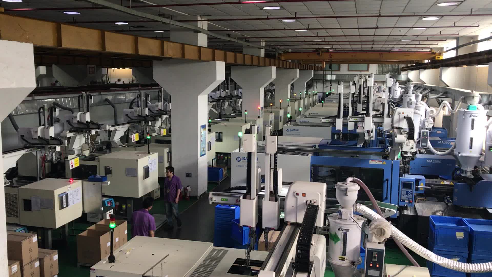 东莞塑胶模具加工厂家注塑生产车间工艺流程展示