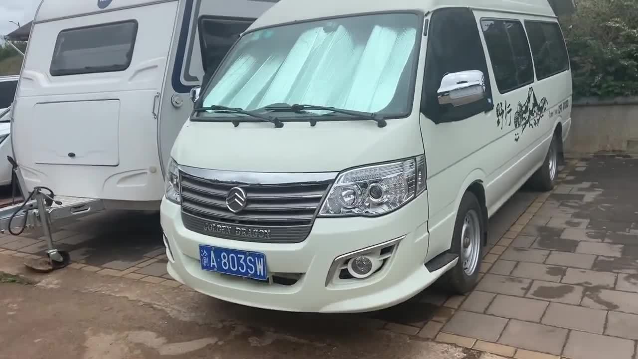 13万买全新房车,厨房厕所冰箱应有尽有,太划算了