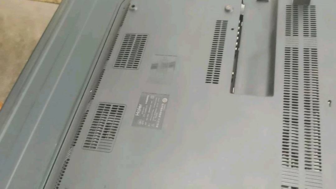 海尔LE48B510F有声黑屏,一起修下
