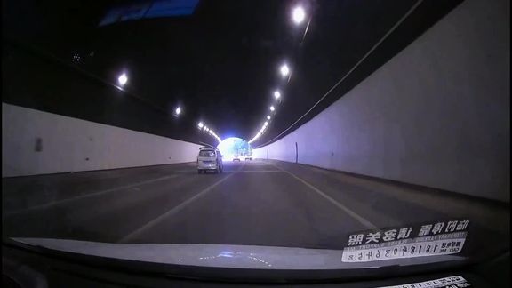 开车不要走神!(单车事故)#安全出行 #遵守交通规则