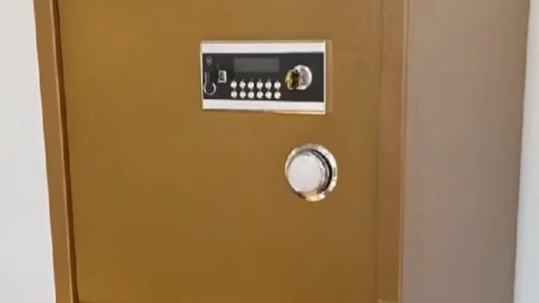 一镜到底之翡翠原石开窗