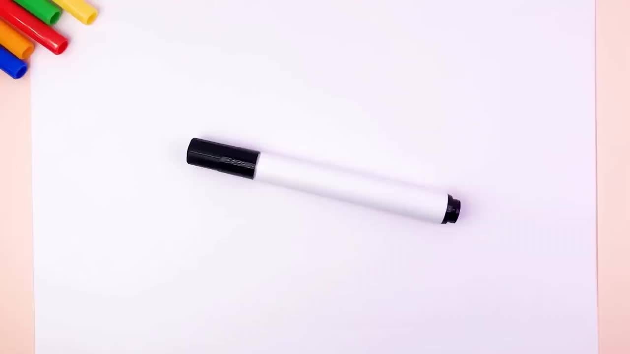 教孩子画城堡并涂色