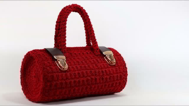 钩针编织圆筒手提包,简洁又时尚,无基础也能学会