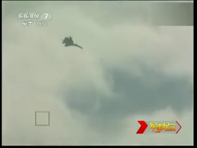 歼-11神射手保持精确制导武器100%命中率