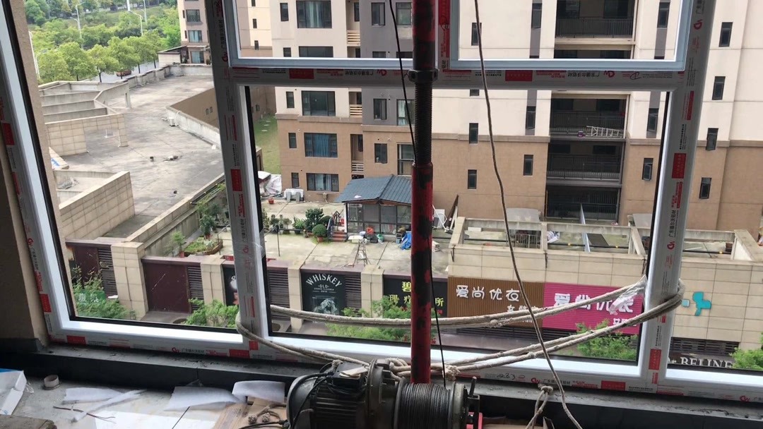 今天开始安装断桥窗,报价580一平方,大家看看贵吗?