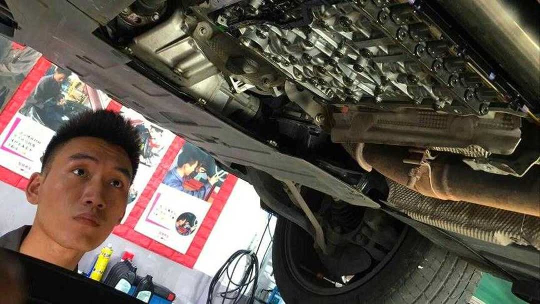 变速箱油多久更换一次?有的司机开到换车也没换,一次给你说清楚