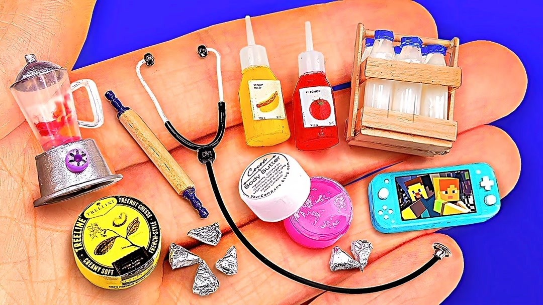 16个自制的迷你芭比娃娃模型、迷你学校用品