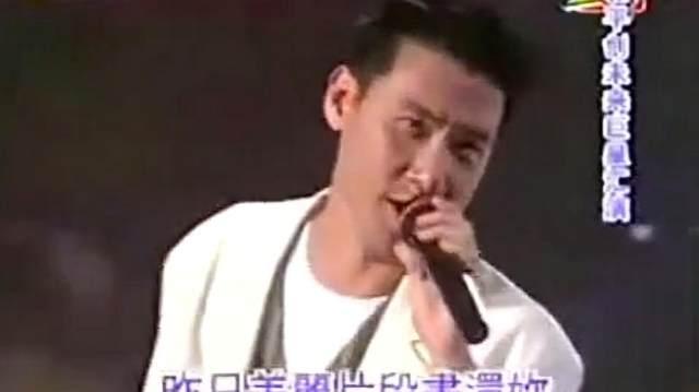 张学友经典现场版《爱得比你深》,唱出的味道就是不一般啊!