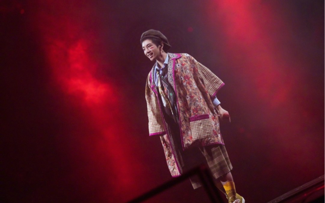 2019华晨宇演唱会内场《新世界》,这会我已经哭到快窒息了