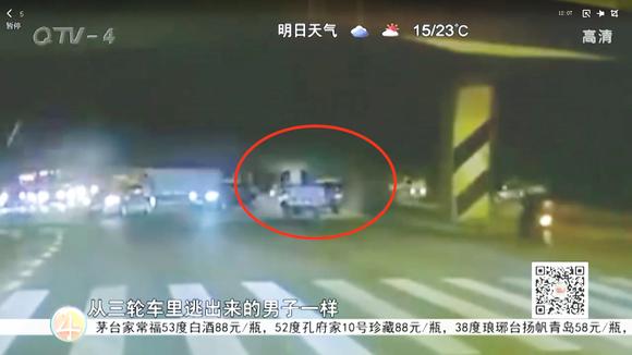 江苏无锡高架桥侧翻!男子垮塌瞬间,从三轮车上跳下惊险逃生