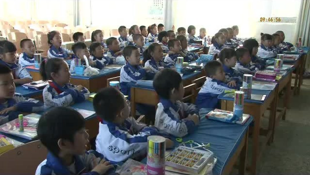 小学美术_人美2001课标版(杨永善主编)_第7课 黄色和蓝色的画