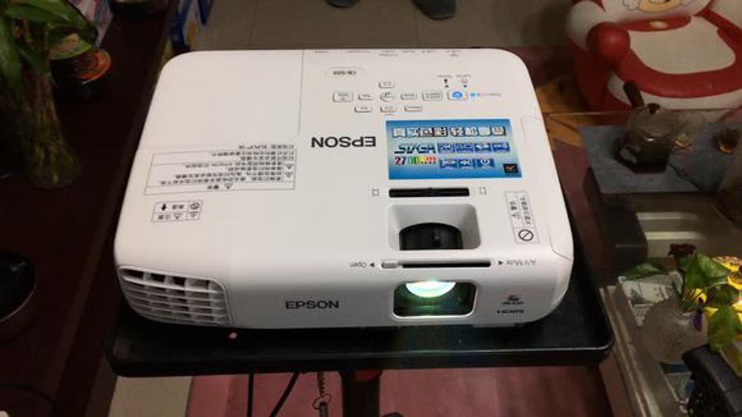 灯泡才用40小时带高清接口爱普生S03投影仪投影机