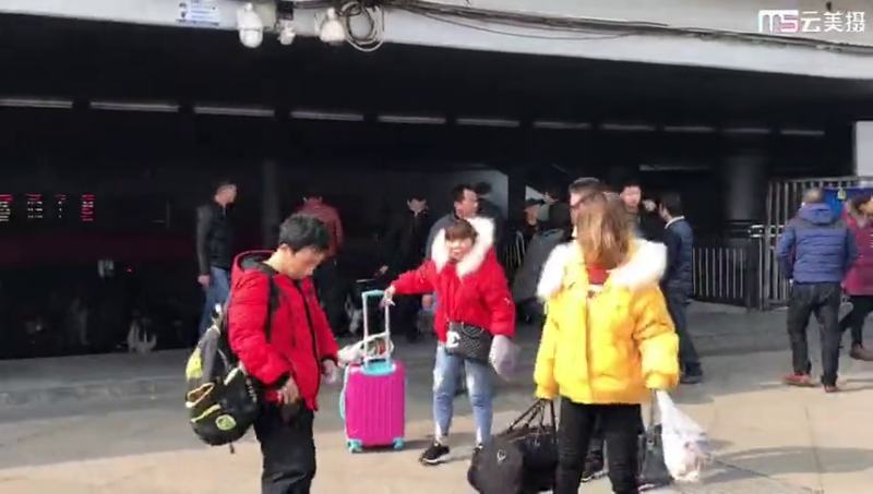 抚州火车站拍下的!为什么一定要回家过年?