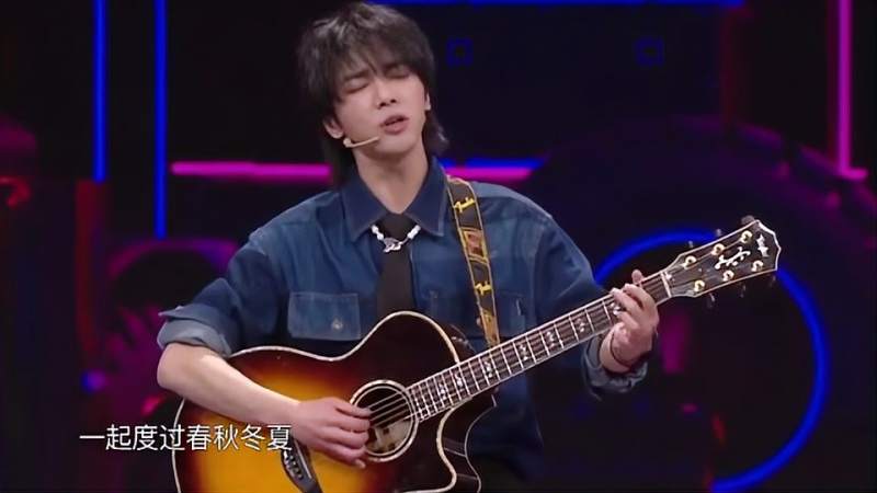 华晨宇唱的歌太好听了,好喜欢哦,期待华晨宇下一次的演唱会