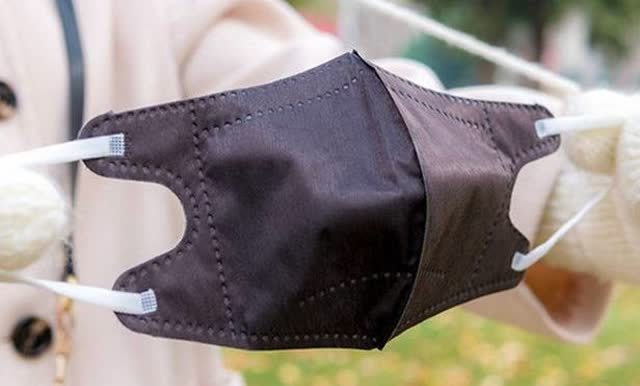 中国石墨烯口罩呼之欲出,性能超普通口罩12倍,网友:中国霸气