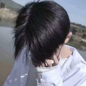 爱熬夜的小刘卍 