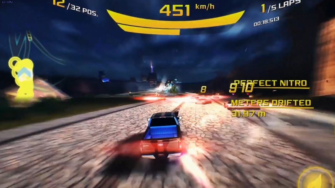 大皮卡一路直撞,游戏中的跑车看着都怕