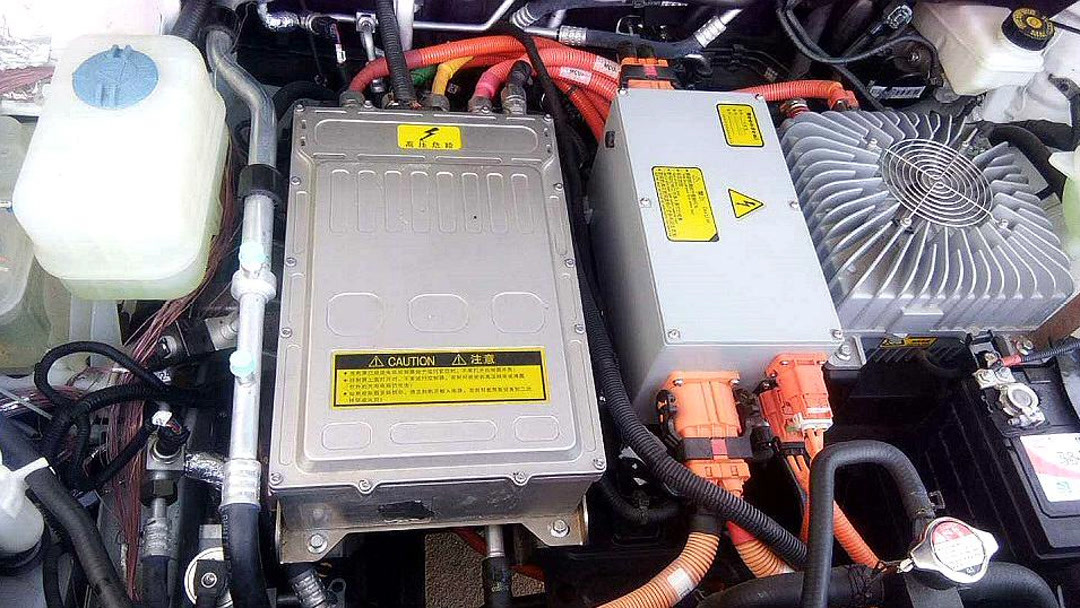 什么是“热泵空调”,电动汽车上的暖风从哪来?老司机告诉你答案