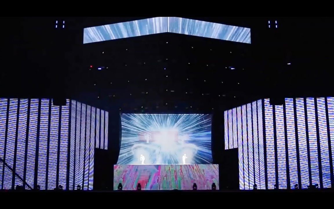 最新!台北小巨蛋演唱会浮空投影大型表演!AI新纪元【Next Creative】...