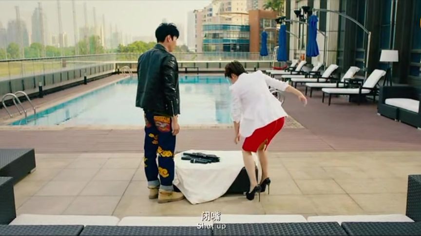 见过那么多玩电棒的,这俩人是玩的最嗨的