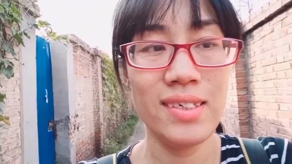 80后创业夫妻工作很忙,再晚每天也要去完成一个任务,到底是什么