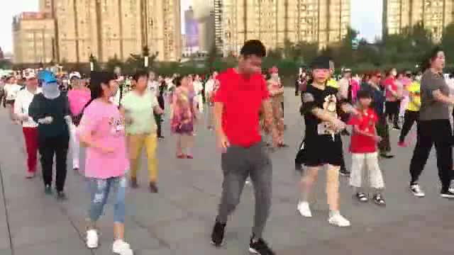 下载广场舞鬼步舞教学视频 小孩广场舞鬼步舞 耶耶耶广场舞鬼步舞步...