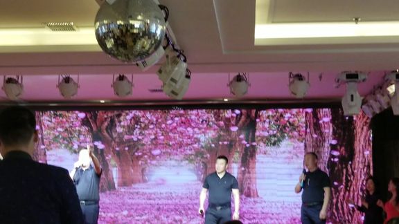 校领导集体演唱---众人划桨开大船