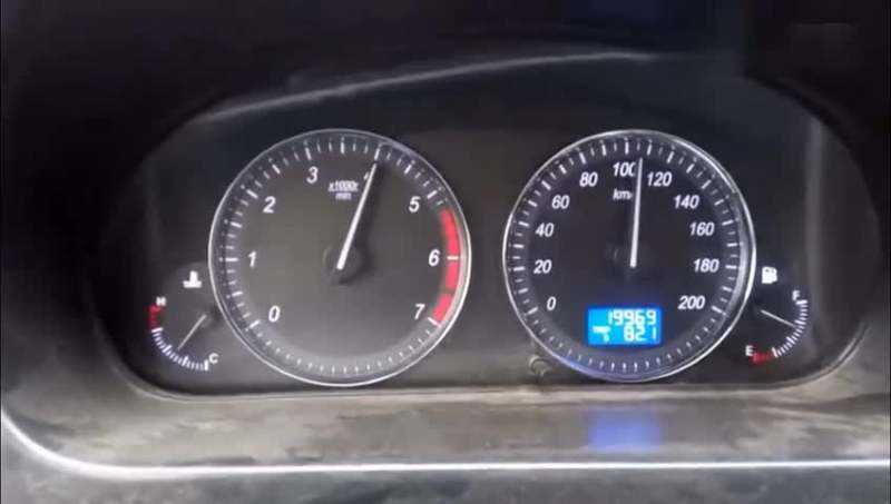 北汽威旺M20拉高速,时速140km,发动机转速都快上5000转了!