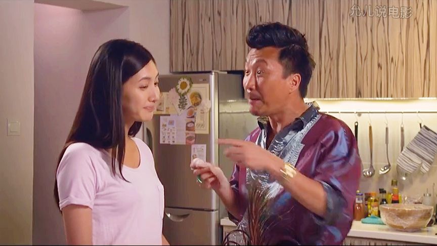 两个男人搞笑打架
