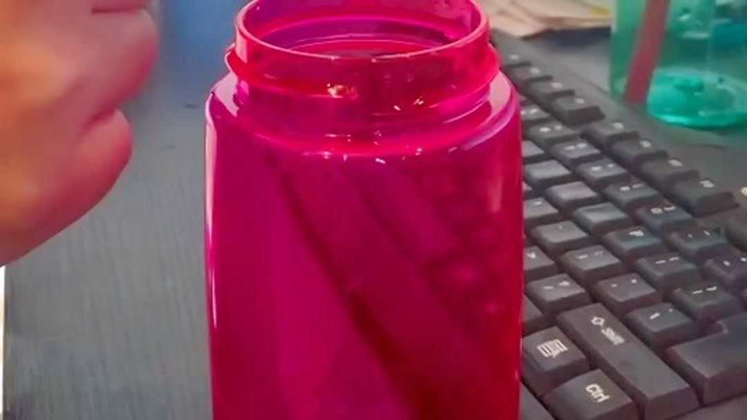 吸管杯吸不上水解决方法