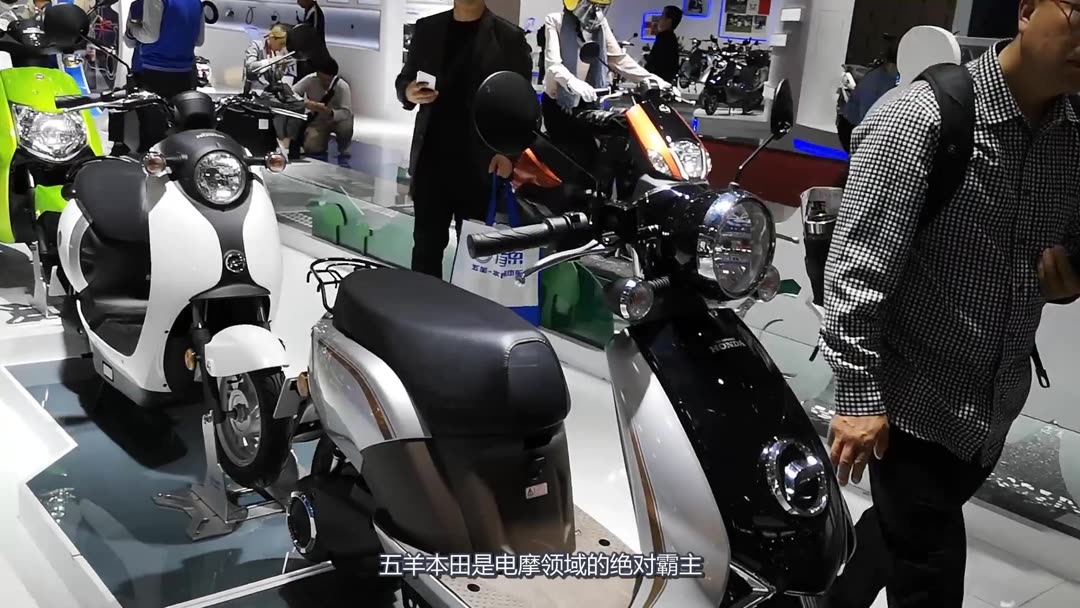 南京电动车展上那些过目难忘的瞬间