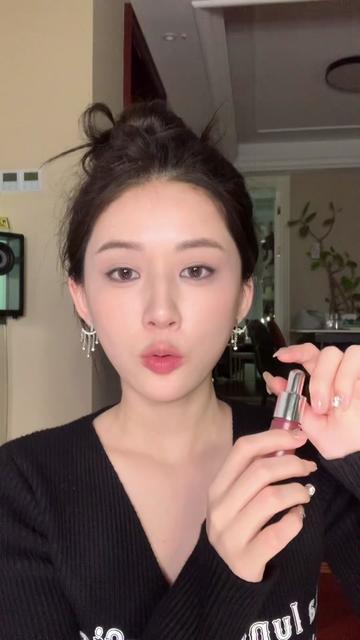 姐连用一礼拜的亮晶晶唇釉!好看s了!唇釉试色干唇好物护唇精华