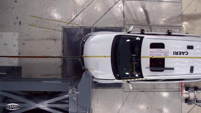 广汽三菱 欧蓝德(2.0L畅享版 ) 中保研正面25%偏置碰撞测试