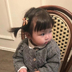 没头没脑的嘻嘻嘻 