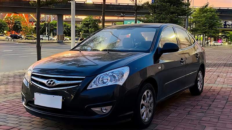 现代悦动自动1.6L2010年3月上牌一手2.XX